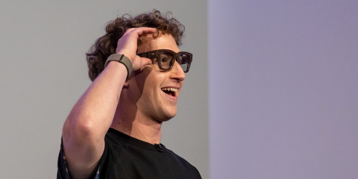 Meta Unveils Cutting-Edge AI Glasses and Neural Band - 2ST